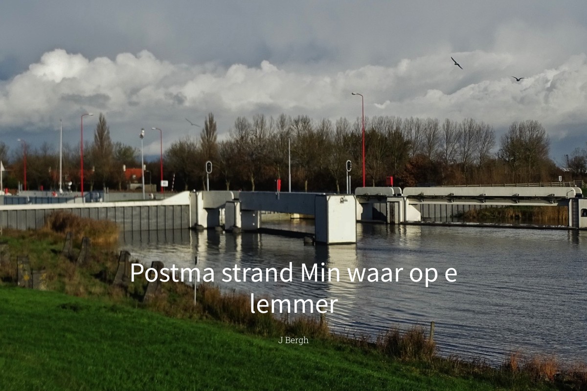 Postma strand Min waar op e lemmer