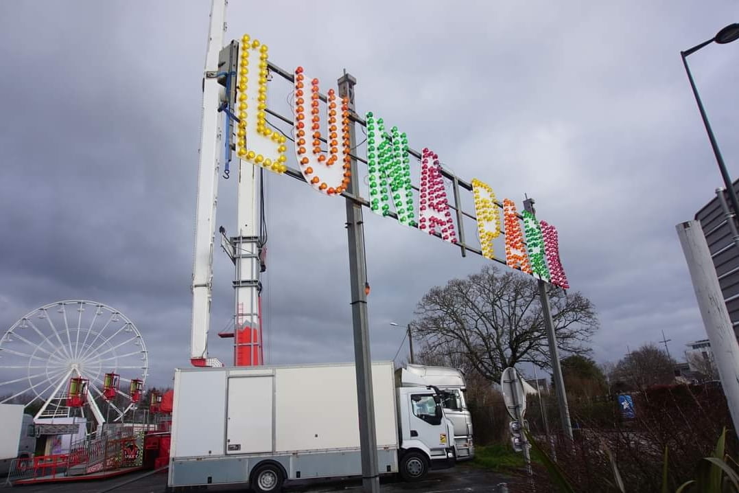 27-01-2023 KERMIS OPBOUW LUNA PARK ALAIN ANDRIES