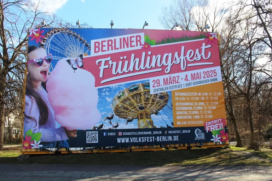 18-03-2025 KIRMES AUFBAU BERLIN ANDREAS GOTZE