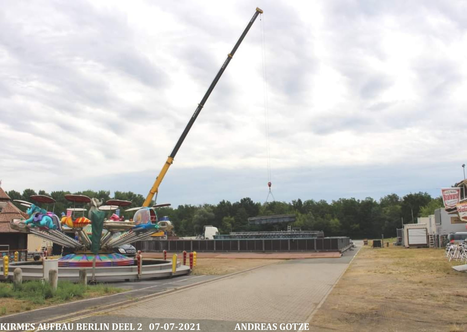 07-07-2021 KIRMES AUFBAU BERLIN DEEL 2 ANDREAS GOTZE
