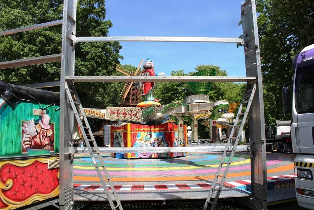 20-05-2022 KIRMES AUFBAU STEGLITZEN ANDREAS GOTZE