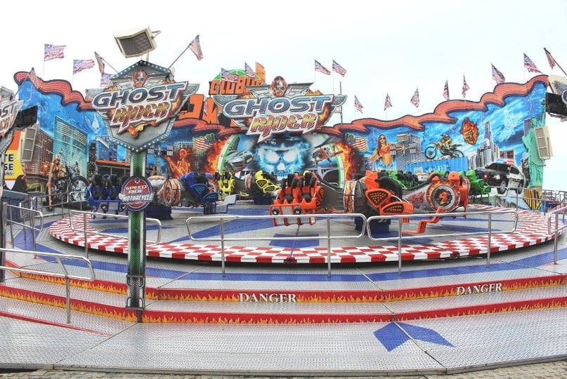 13-11-2019 KIRMES AUFBAU BERLIN AN DER ALLEE ANDREAS GOTZE